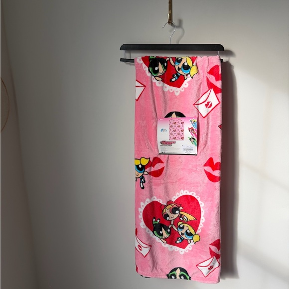 Cartoon Network | Bedding | Viral Pink Valentines Powerpuff Girls Throw ...